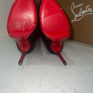 Christian Louboutin | Shoes | Perfect Condition Red Bottoms | Poshmark